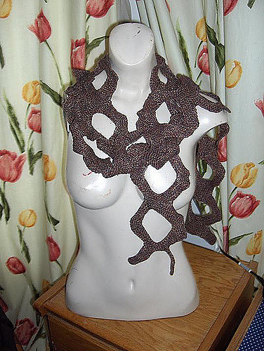 Ravelry: Yarn Garland Scarf pattern by Angela Roberge