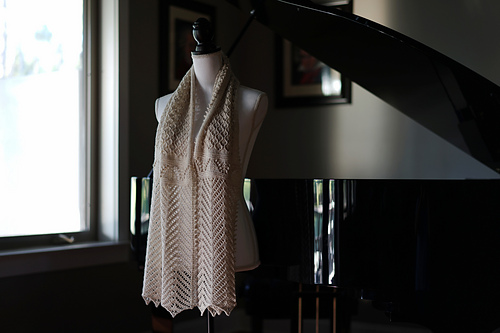 Ravelry: Le Soir pattern by Ruth Nguyen