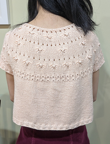 Ravelry: Rosebud Top pattern by Jie