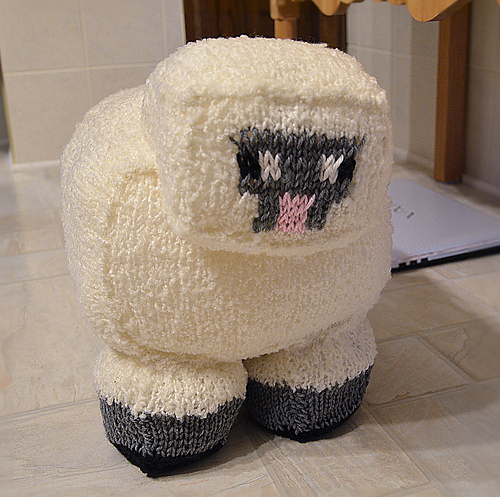 Ravelry: Minecraft Sheep pattern by reisuru
