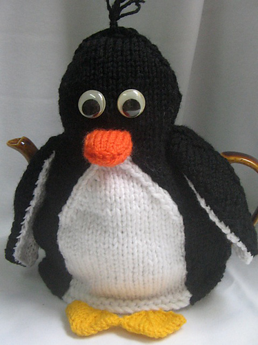 Ravelry: Penguin Tea Cosy and Toy pattern by Rian Anderson
