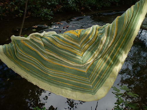 Skoosh! Shawl : r/knitting