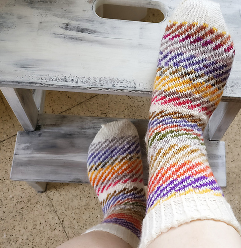 Ravelry: Loop socks pattern by Sigrid Seidel