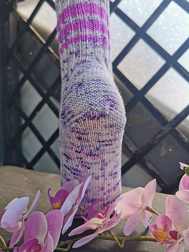 Ravelry: Riika Socks pattern by rosa p.