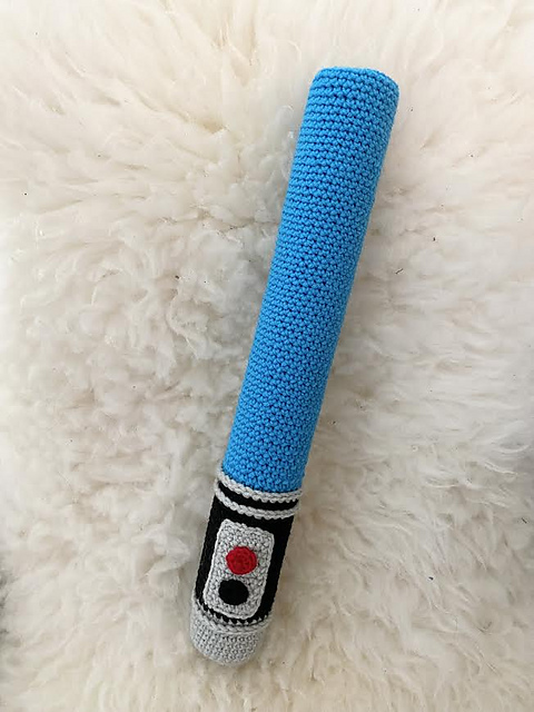 Ravelry: Let's Pretend: Lightsaber pattern by Jessica Fernandez