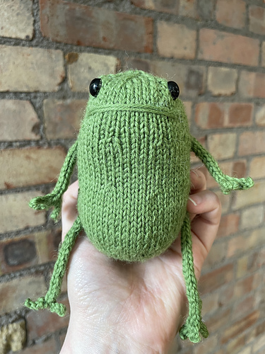 Ravelry: Froggy Friend pattern by Rosie Fletcher