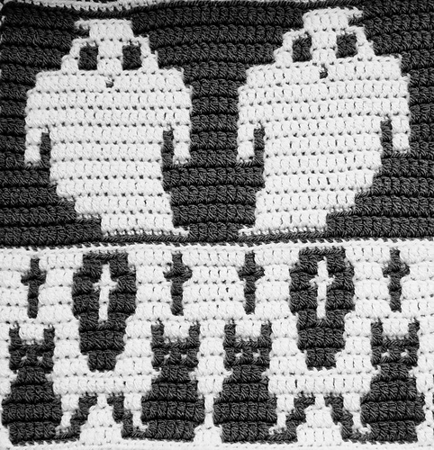Ravelry: Boo! Halloween Mosaic pattern by Rosina Plane