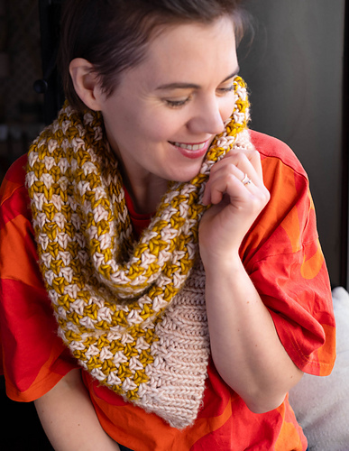 Ravelry: Halftone Cowl pattern by Ysolda Teague