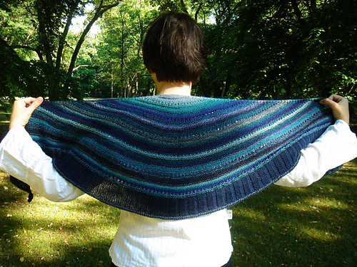 Ravelry: Easy Shawl pattern by Made of Wool