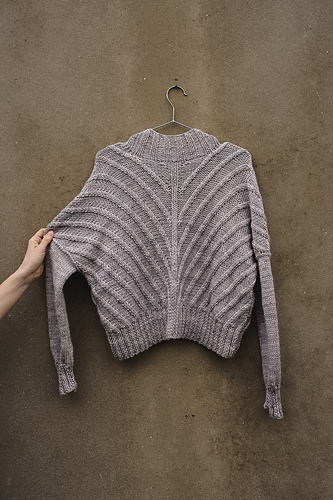 Ravelry: Fishbone cardigan pattern by Neringa Ruke