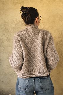 Ravelry: Sand dunes sweater pattern by Neringa Ruke