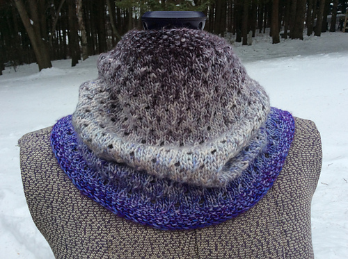 Ravelry: Staggered Eyelet Cowl pattern by RuralRouteFive