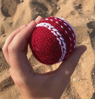 Ravelry: Knitted Baseball and Cricket Ball pattern by Ruth Haydock