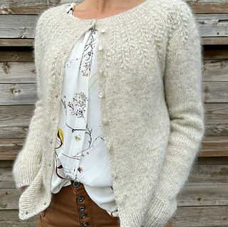 Ravelry: saaknas' Field Cardigan - test knit