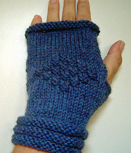Ravelry: Super Easy Wrist Warmers pattern by Terry Morris