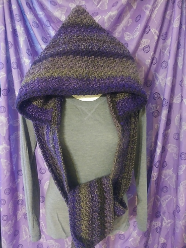 Ravelry: Schoodie pattern by Samantha Pettico