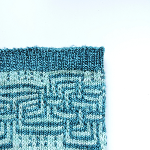 Ravelry: Uisneach Cowl pattern by Sandra Conway