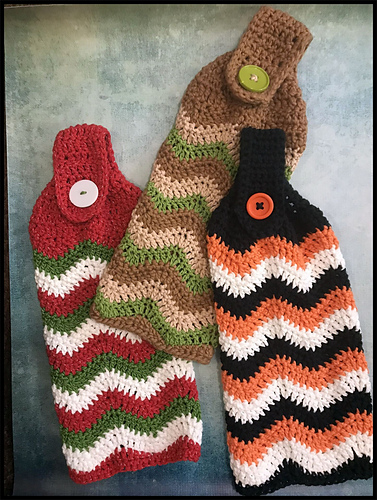 Ravelry: Hanging Kitchen Bathroom Towel pattern by Sandy Rushton