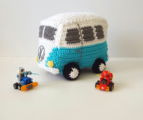 Ravelry: Volkswagen Van pattern by Epsiej