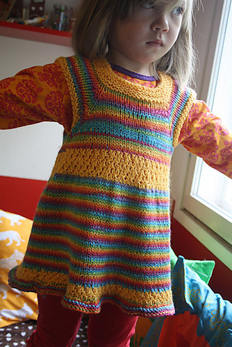 Ravelry: Versa pattern by Shannon Passmore