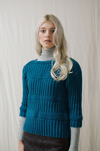 Ravelry: Carrie pattern by Sarah Hatton