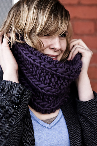 Ravelry: Marshmallow Fluff pattern by Sarah Kraly