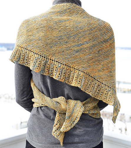 Ravelry: Rippling, a side to side knitted shawl pattern by Sarah Punderson