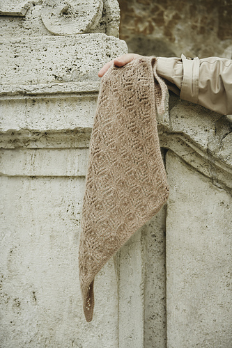 Ravelry: Victoria shawl pattern by Sari Nordlund