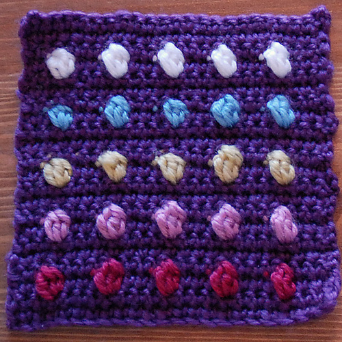 Ravelry: Coloured Bobbles Square pattern by hachette