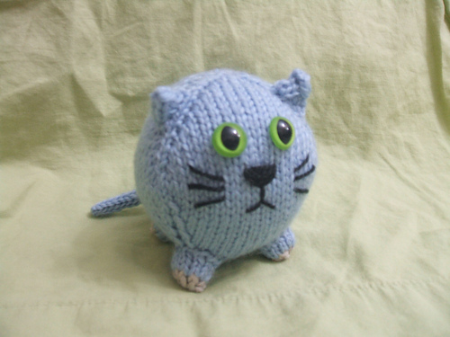 Ravelry: Roly Poly Kitty pattern by Karen Null