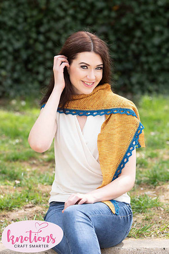 Ravelry: Tusti Shawlette pattern by Faith Schmidt
