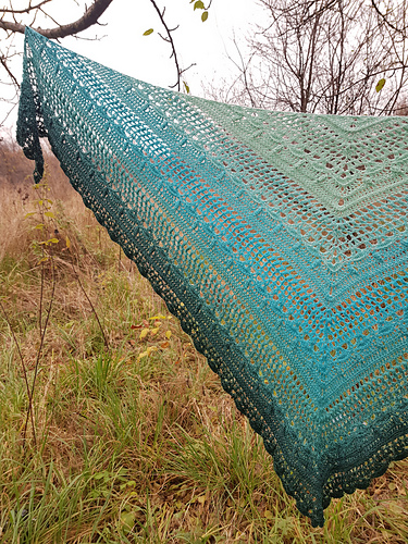 Ravelry: Ines shawl / Chusta Ines pattern by Monika Marek