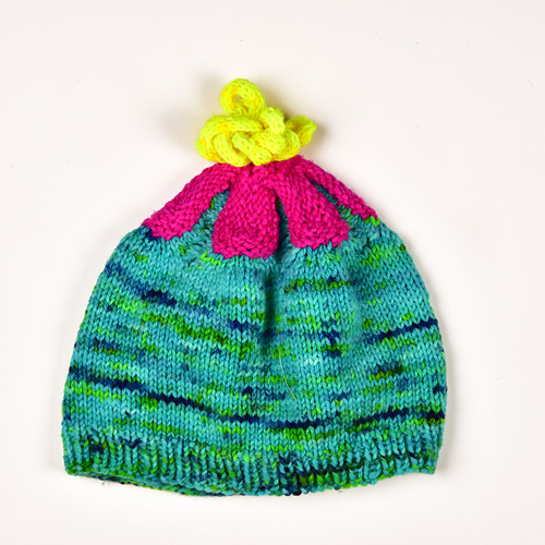 Ravelry: Flower Petal Hat pattern by Xandy Peters