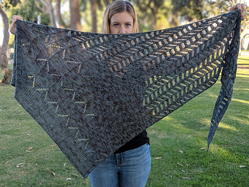 Ravelry: Morning Stillness pattern by Lisa Hannes