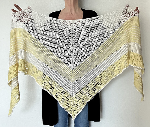 Ravelry: Mauru´uru pattern by Julia-Maria Hegenbart