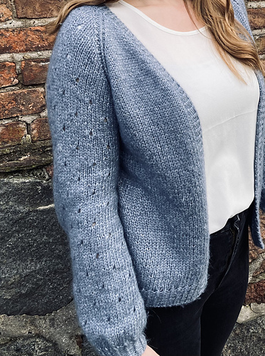 Ravelry: Soulmate Cardigan pattern by Lisa Kirchhoff