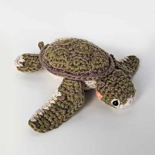 Ravelry: Baby Sea Turtle pattern by Svenja Rösner