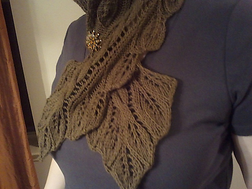 Ravelry: Elven Hooded Scarf pattern by Amy Jansen