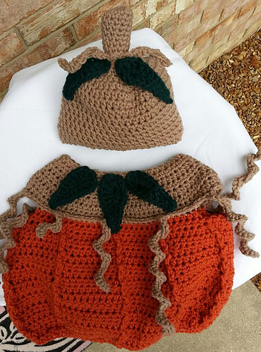 Ravelry: Pumpkin Costume pattern by Karen Lyons