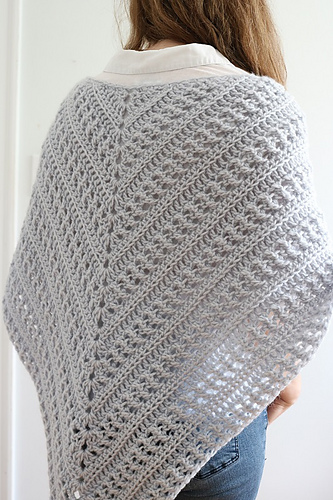 Ravelry: Cape Cod Triangle Shawl pattern by Susan Frick
