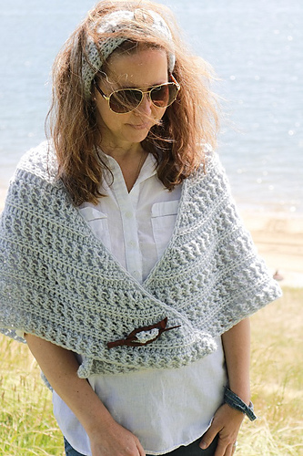 Ravelry: Cape Cod Ear Warmer pattern by Susan Frick