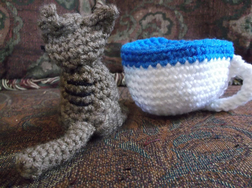 Ravelry: Teacup Cat pattern by Beverley K. Melillo
