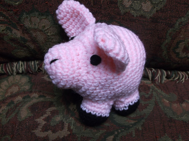 Ravelry: Fat Pig pattern by Beverley K. Melillo