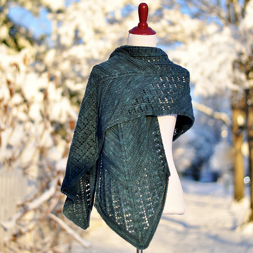 Ravelry: In the Stacks pattern by Jennifer Weissman