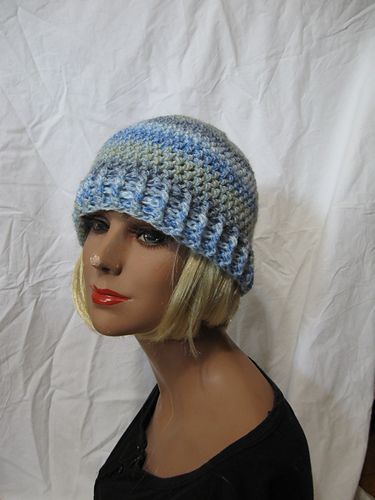Ravelry: Reversible Unisex Hat pattern by Jessica Lombard