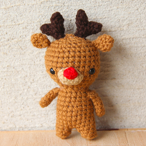 Ravelry: Small Reindeer pattern by Shama Mohammed