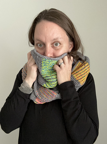 Ravelry: Core Memory Cowl pattern by Shana S. Cohen