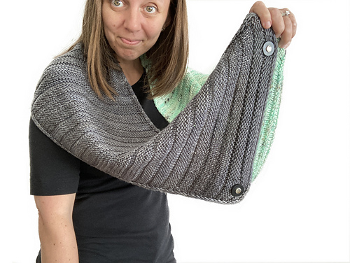 Ravelry: Air Hugs Wrap pattern by Shana S. Cohen