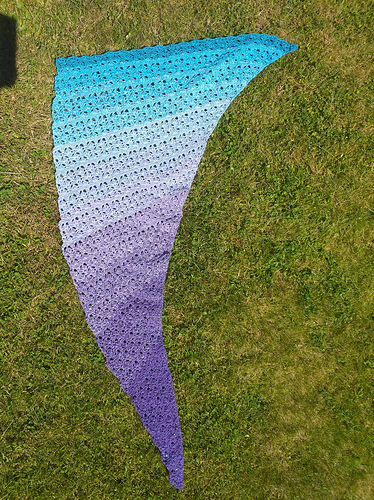 Ravelry: Flowers for Simone Shawl pattern by Gootie (Agat Rottman)