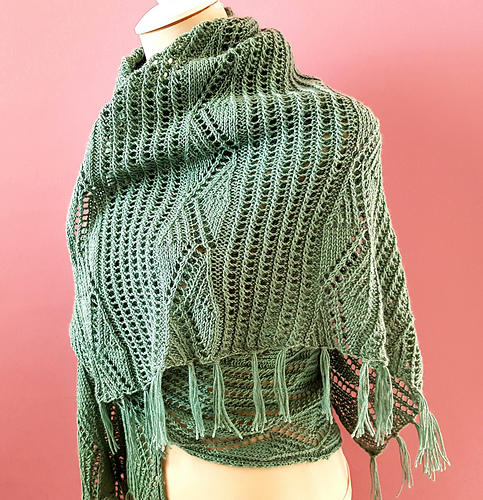 Ravelry: Tanilba Bay pattern by Lisa Featherstone